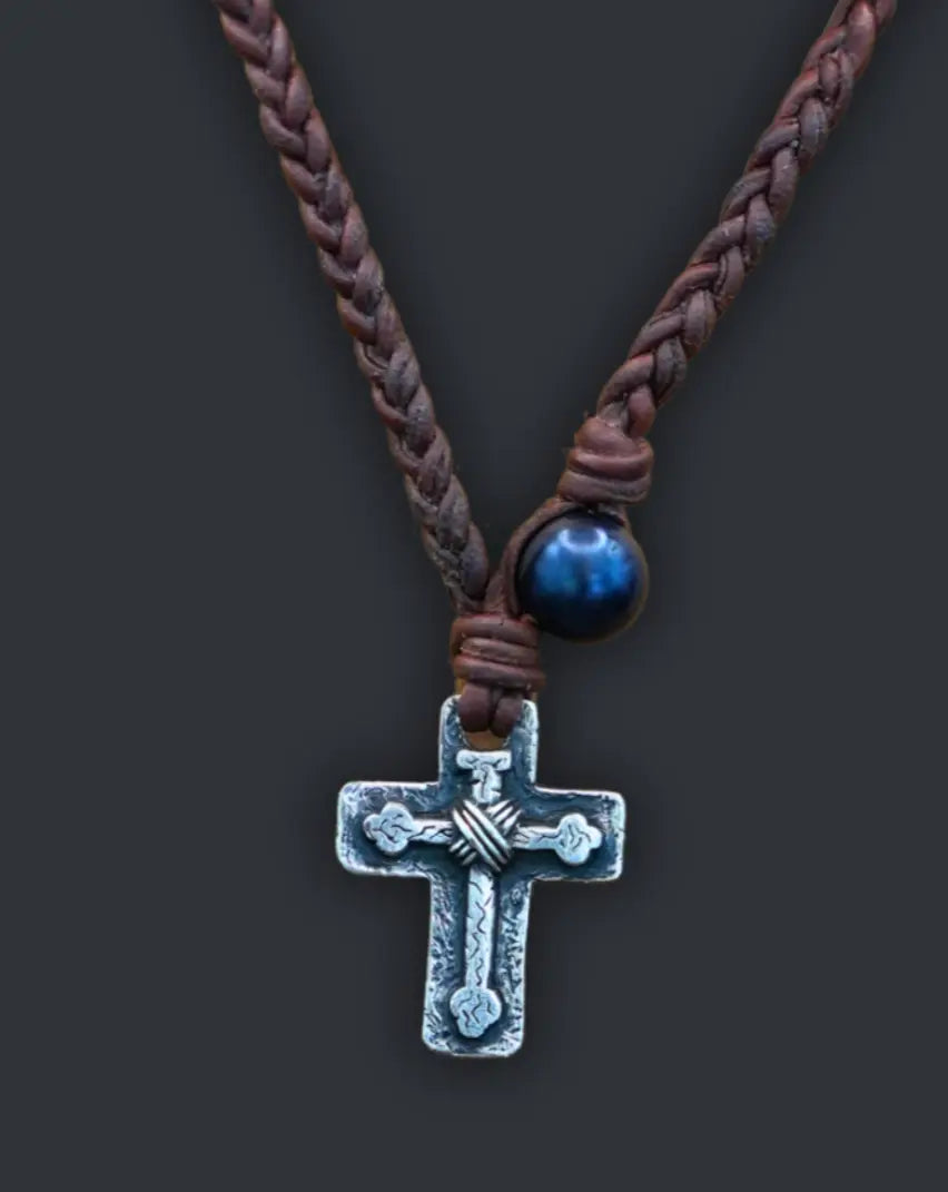 Leather Necklaces.- Best Collection of Premium Leather Necklaces ...